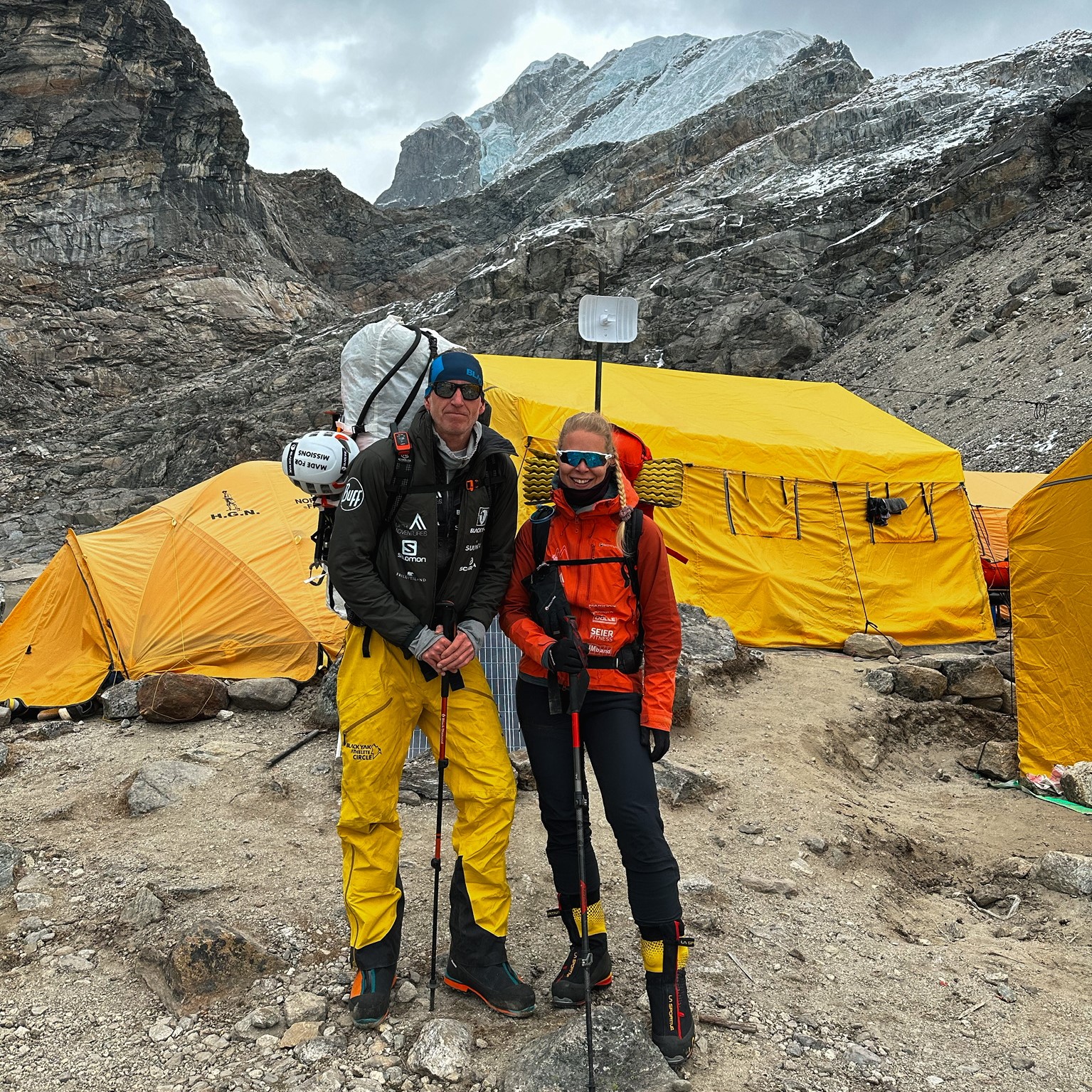 Emma har nu besteget Mount Everest som den yngste danske kvinde | Ude ...