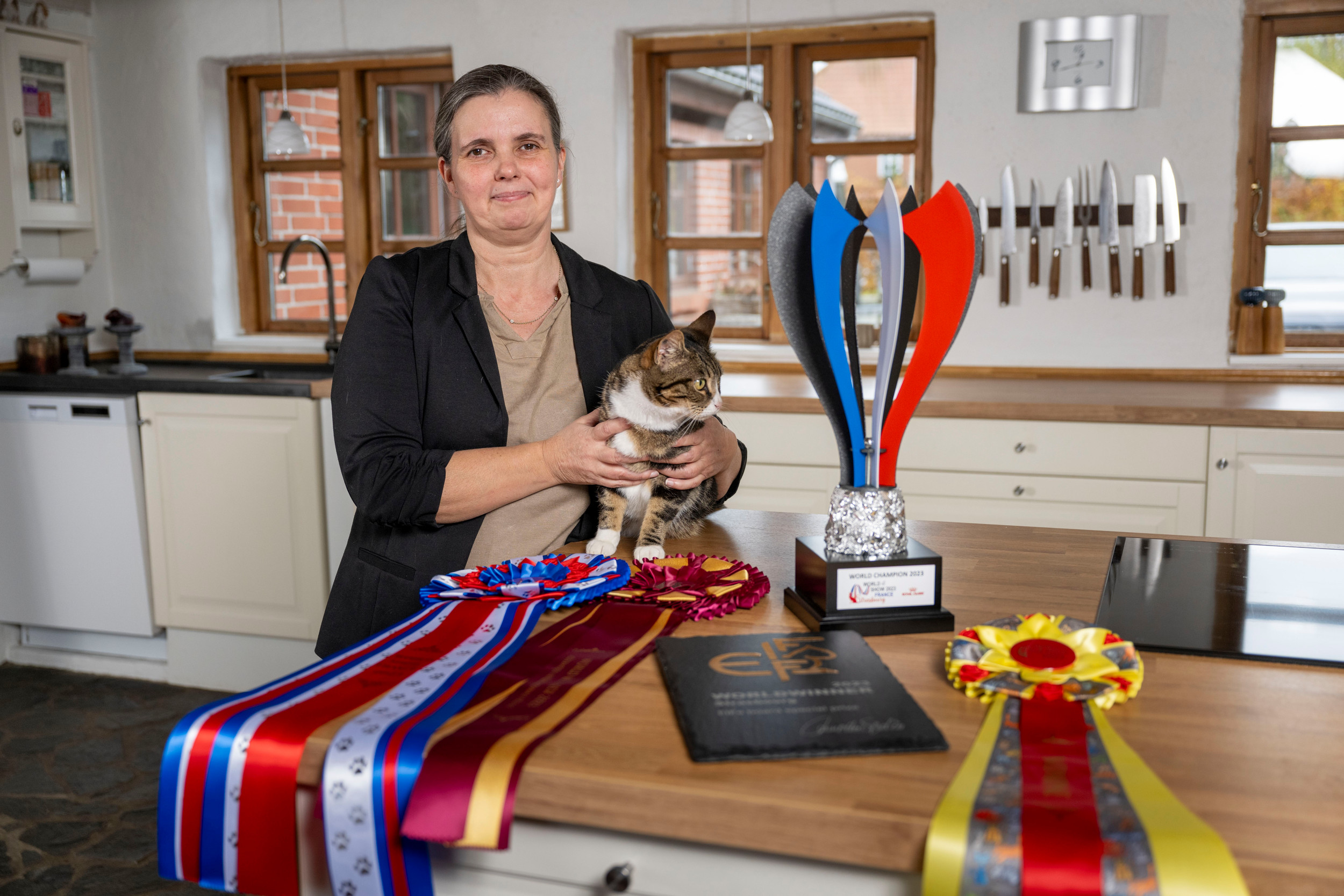 Kalinka blev efterladt – nu er hun verdens bedste huskat | Ude og Hjemme