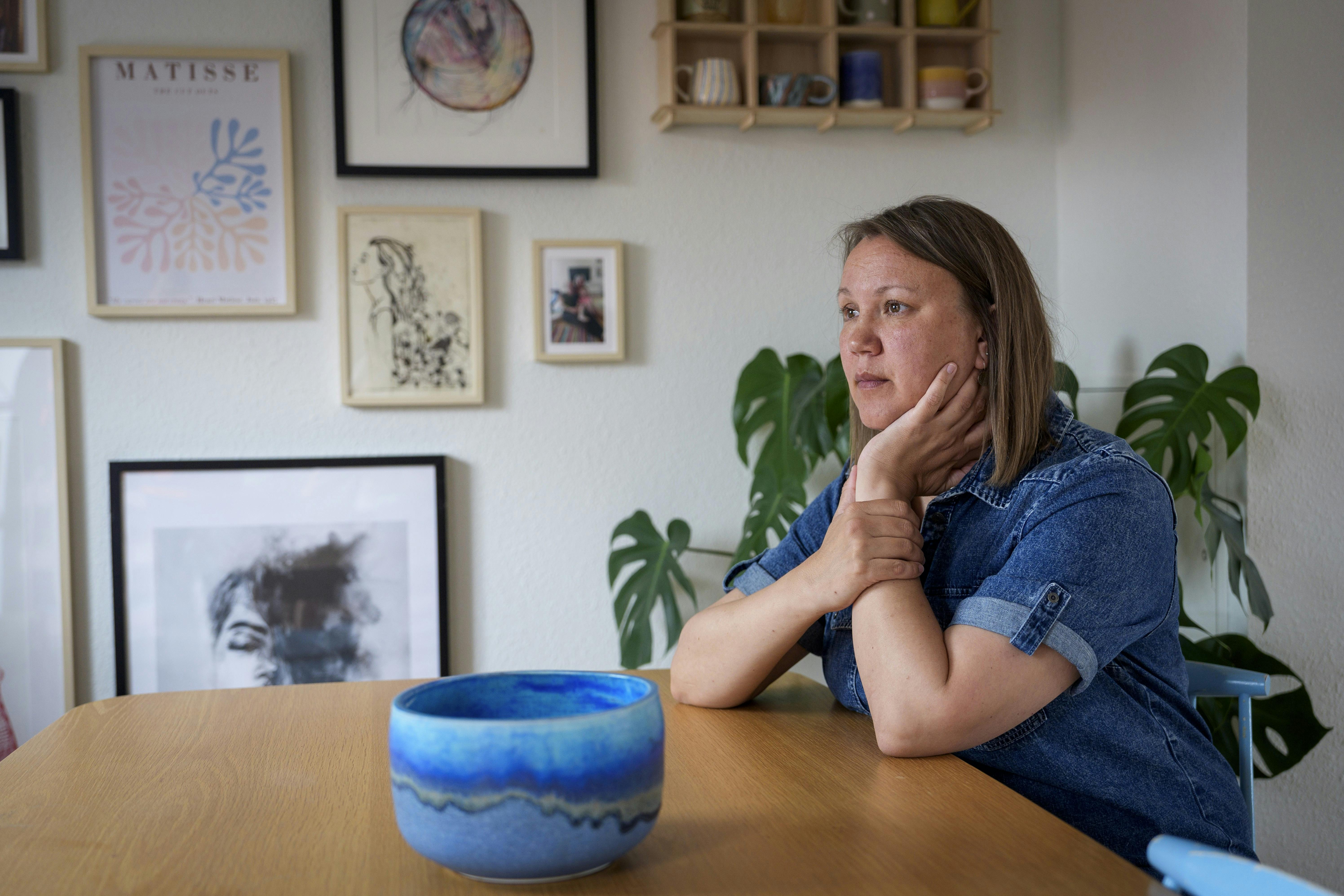 Monica blev misbrugt som barn: Jeg mistede min tryghed | Ude og Hjemme